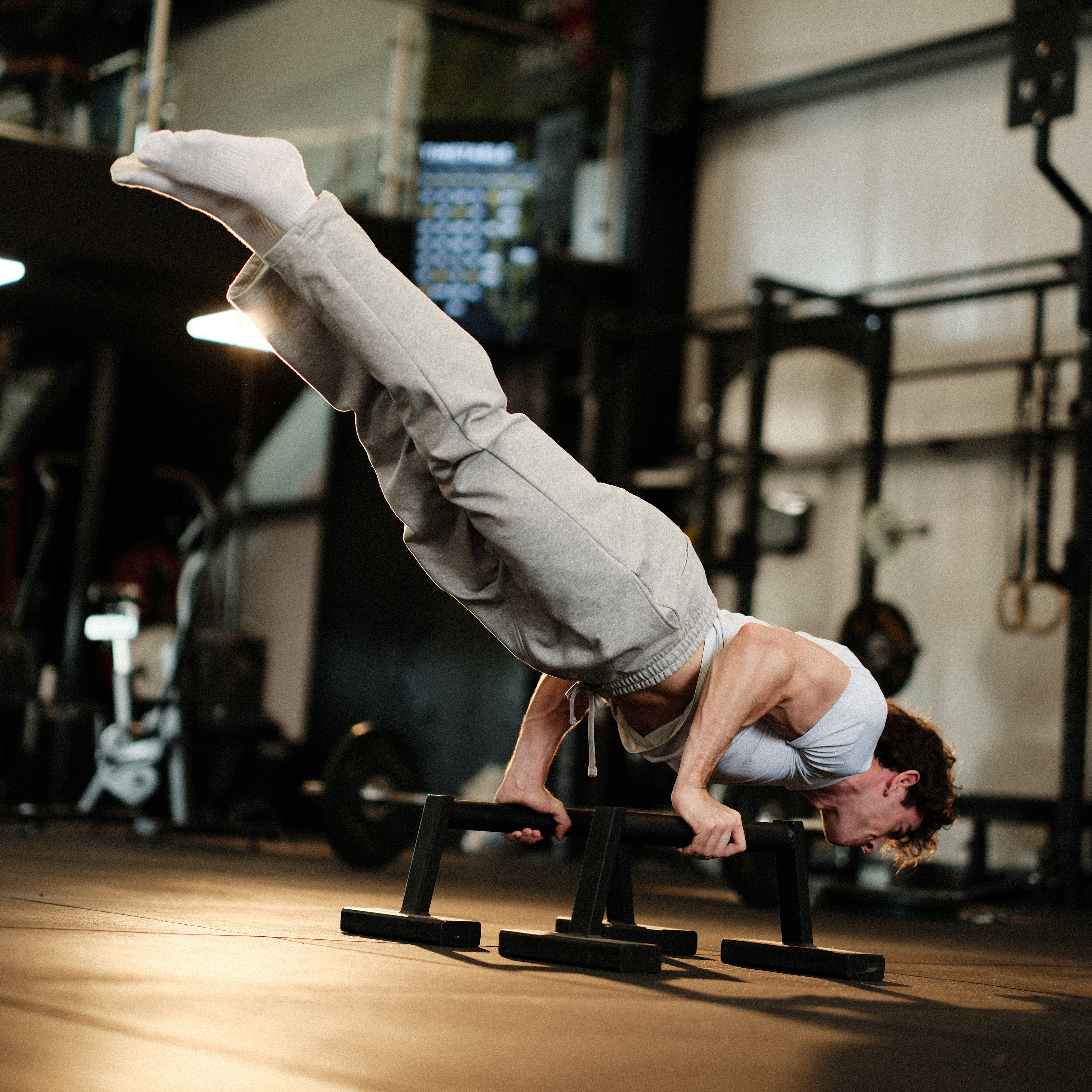How To Do Handstand Push Ups A Beginner Friendly Guide Gymshark Central