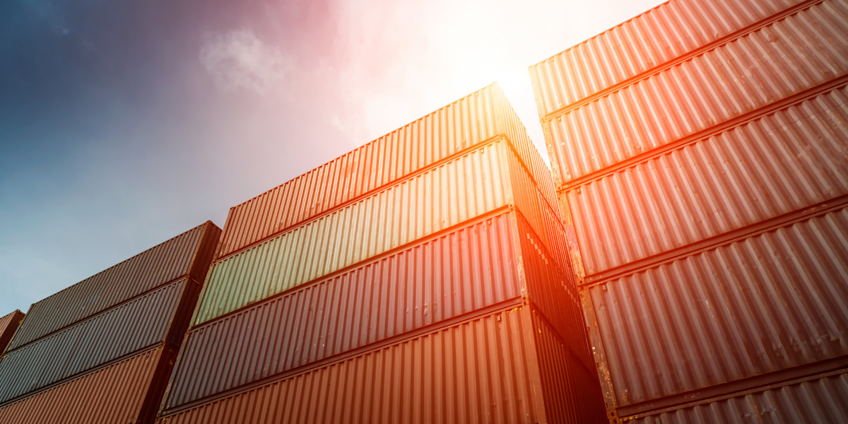 Should you use Lambda containers? | kreuzwerker Should you use Lambda containers? | kreuzwerker