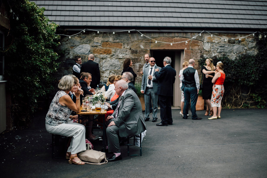 Polterabend Outfit – Welche Kleidung zum Polterabend?