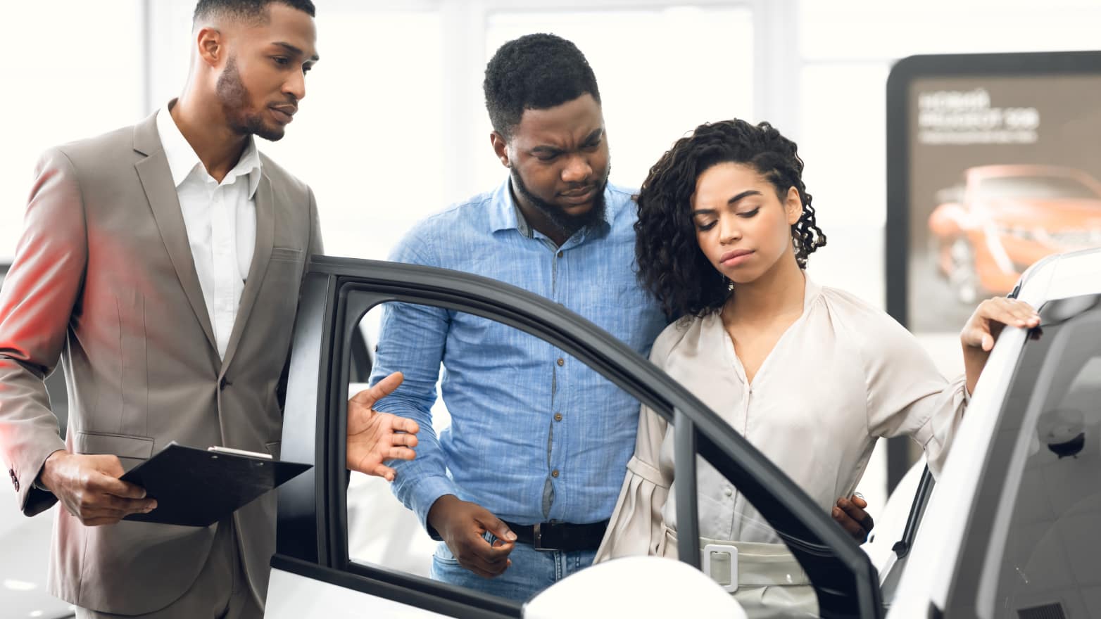 Leasing a Car When Interest Rates Are High | Driveway | Driveway