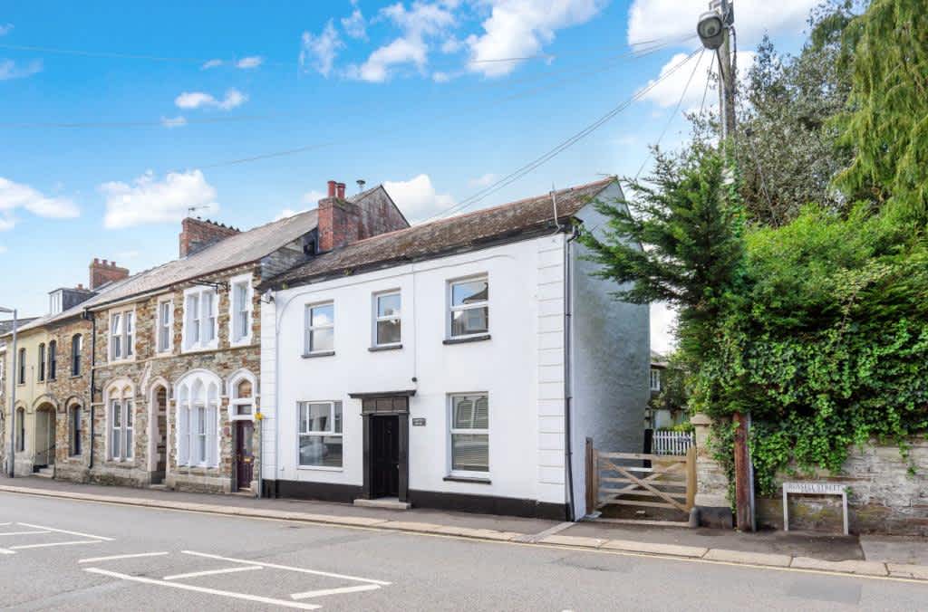 The 8 most popular homes for rent - Zoopla