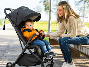 Voiture Télécommandée F1 Ferrari 75 1/18 | Smyths Toys France