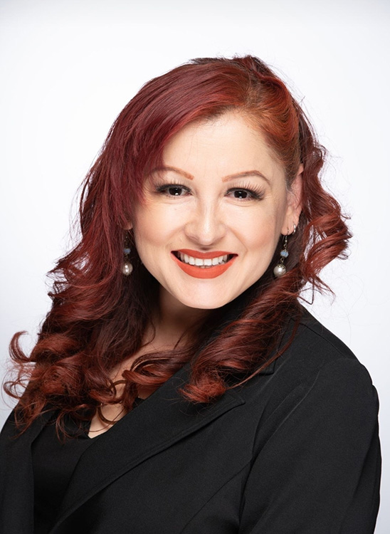 Artist Spotlight: Adela | WellaStore US