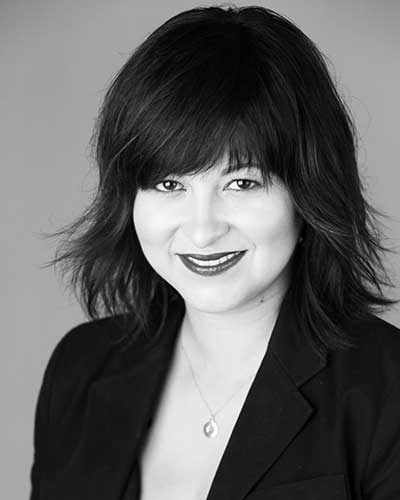 Artist Spotlight: Alexandra | WellaStore US