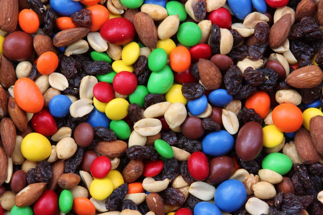 A Healthy Snack Mix Recipe: A Better Alternative