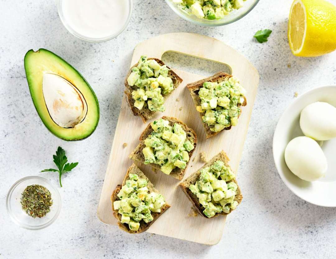 10 Keto-Friendly Snacks To Satisfy Your Cravings
