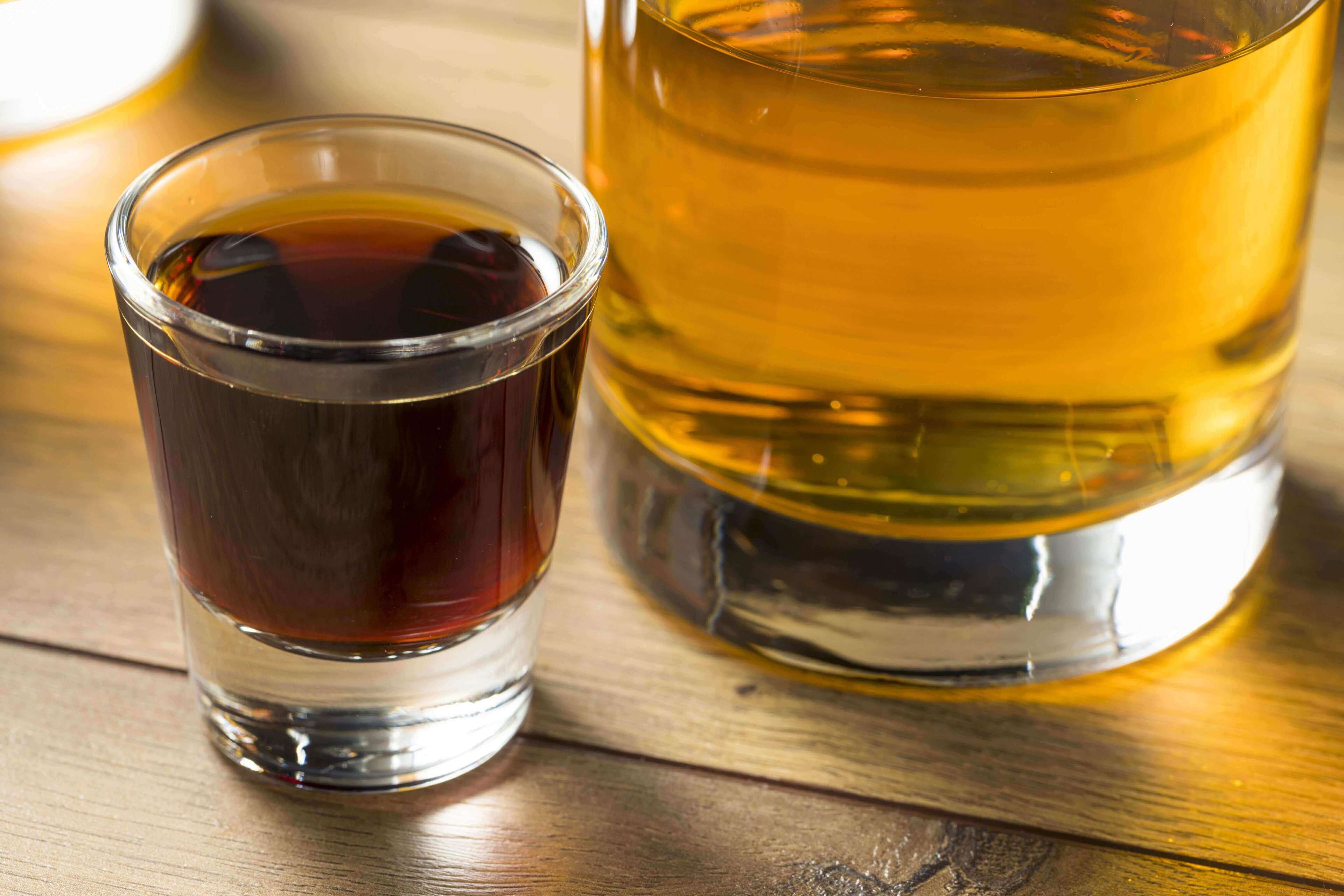 A Vegas Bomb Shot Recipe For An Explosion Of Flavor & Fun | Gopuff