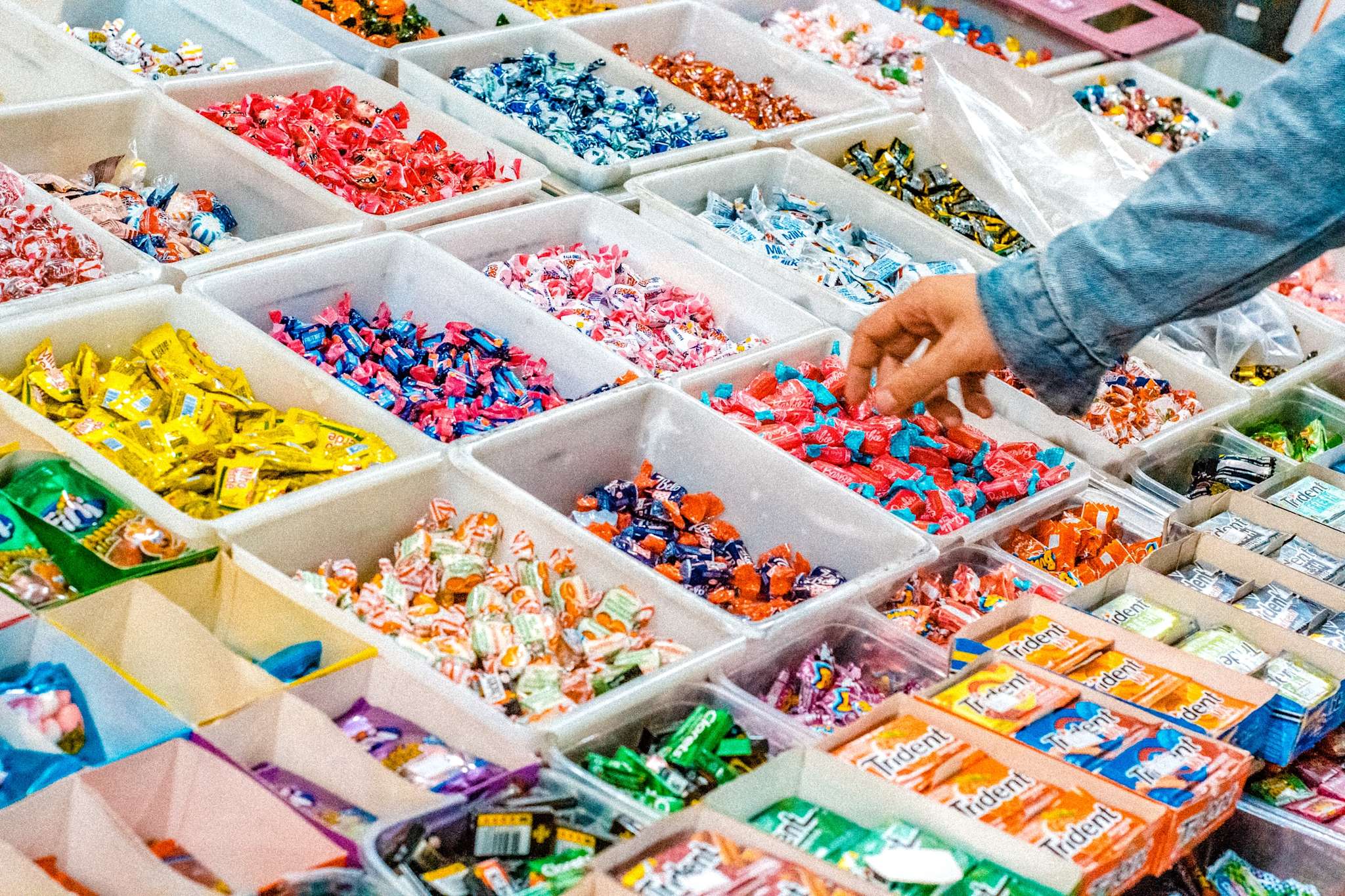 Indulge Your Sweet Tooth With The 20 Best Candies of All Time