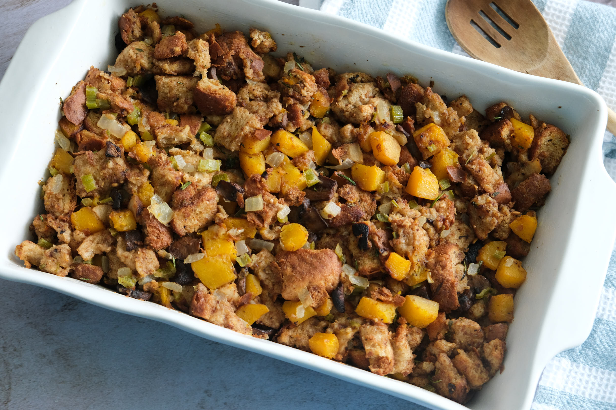 Butternut Squash Stuffing with Mushrooms and Apples | Steph Sunshine