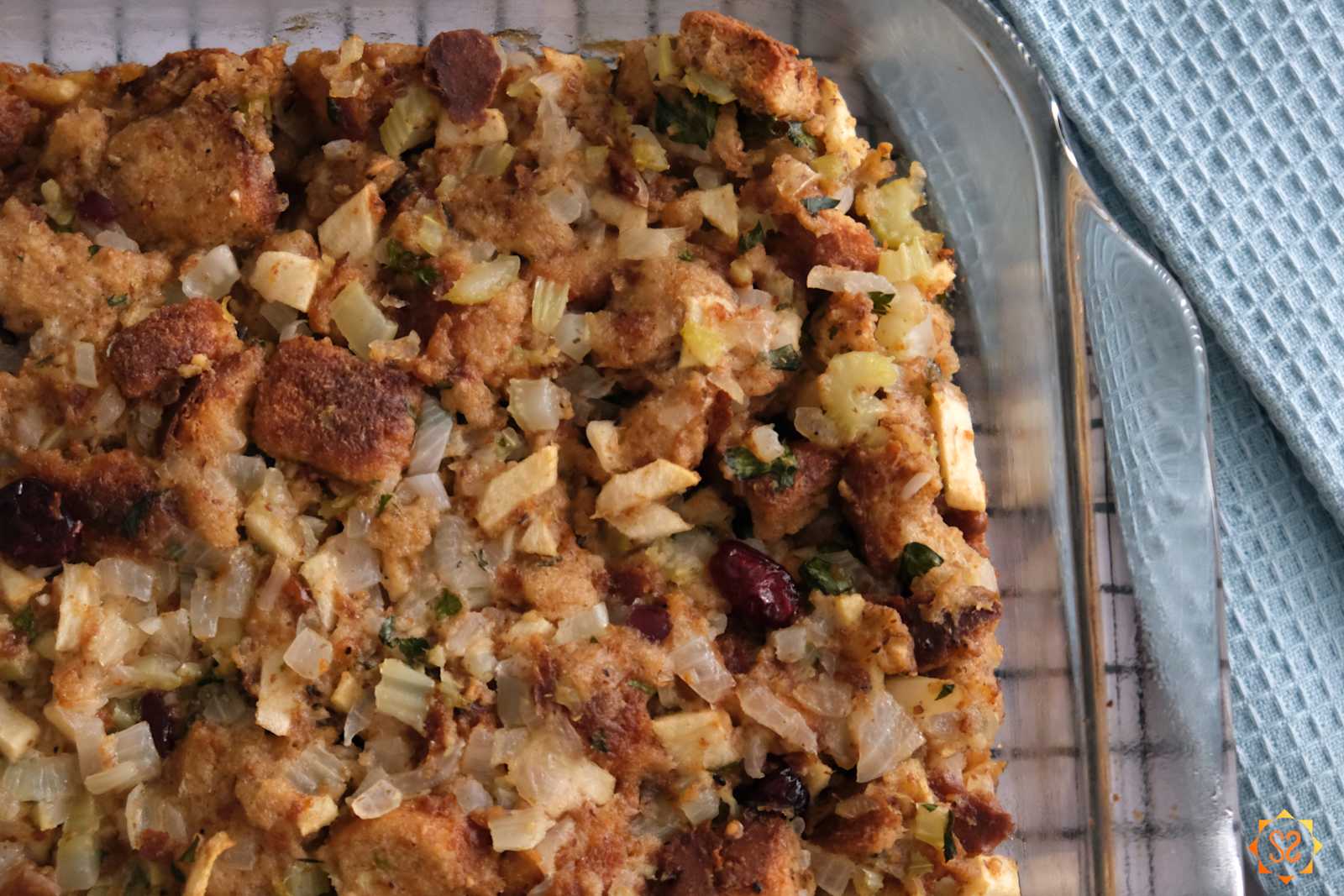 Vegan Stuffing with Cranberries and Apples in Roasted Acorn Squash ...