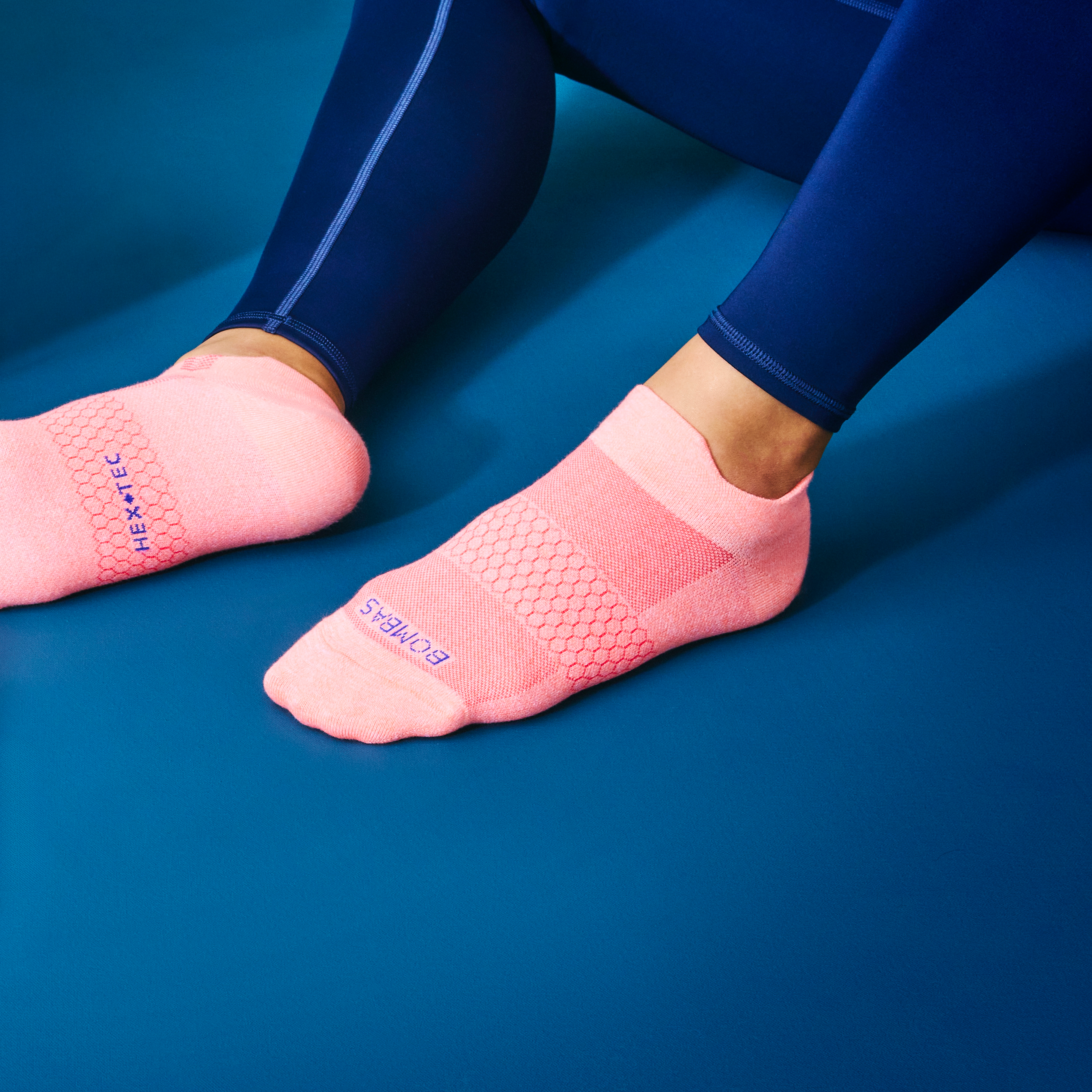 Women's UltraLite Sport Ankle Socks - Bombas