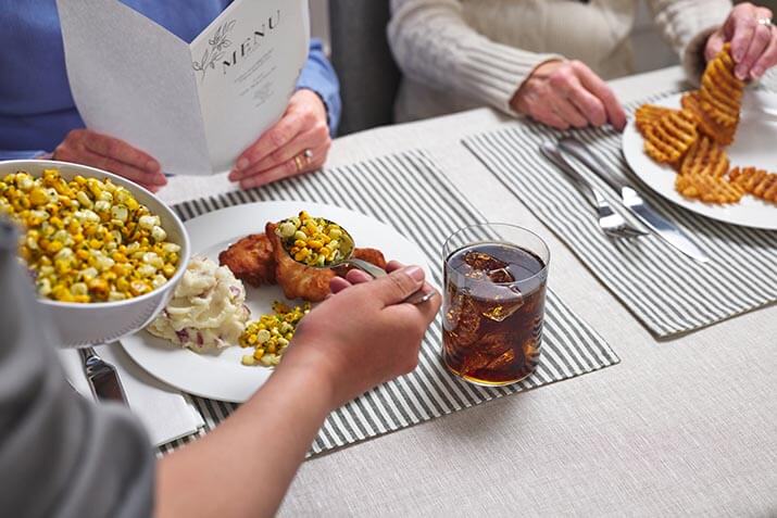 Top 3 Senior Dining Trends to Prioritize in 2025 | Simplot Foods