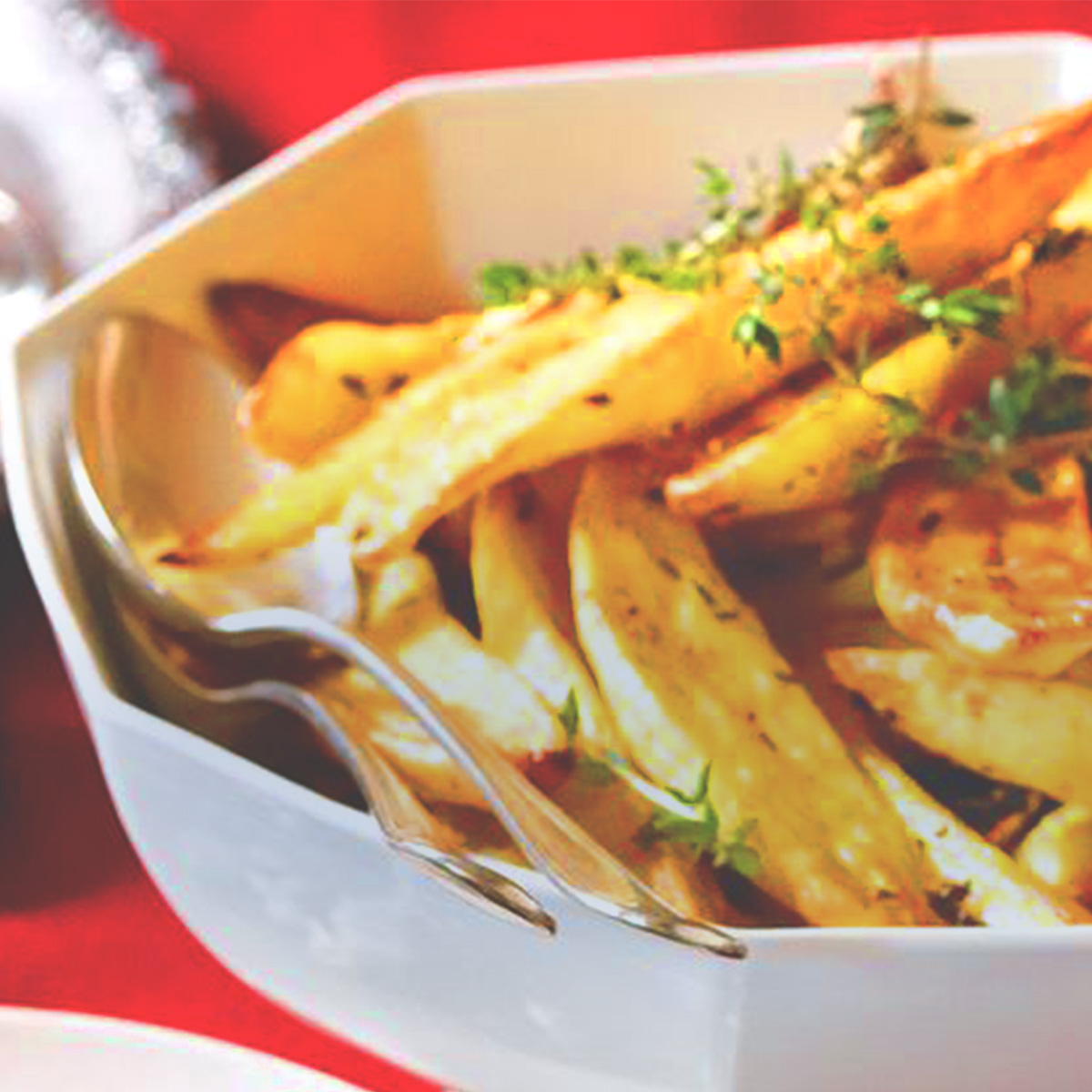 Chrissy Teigen's Thyme & Garlic Wedges | Simplot Foods - Southeast Asia
