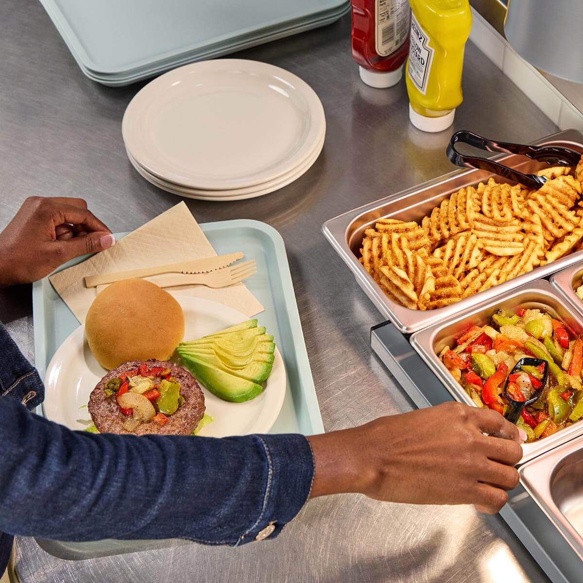 Food Station: Burger Bar for College & University | Simplot Foods