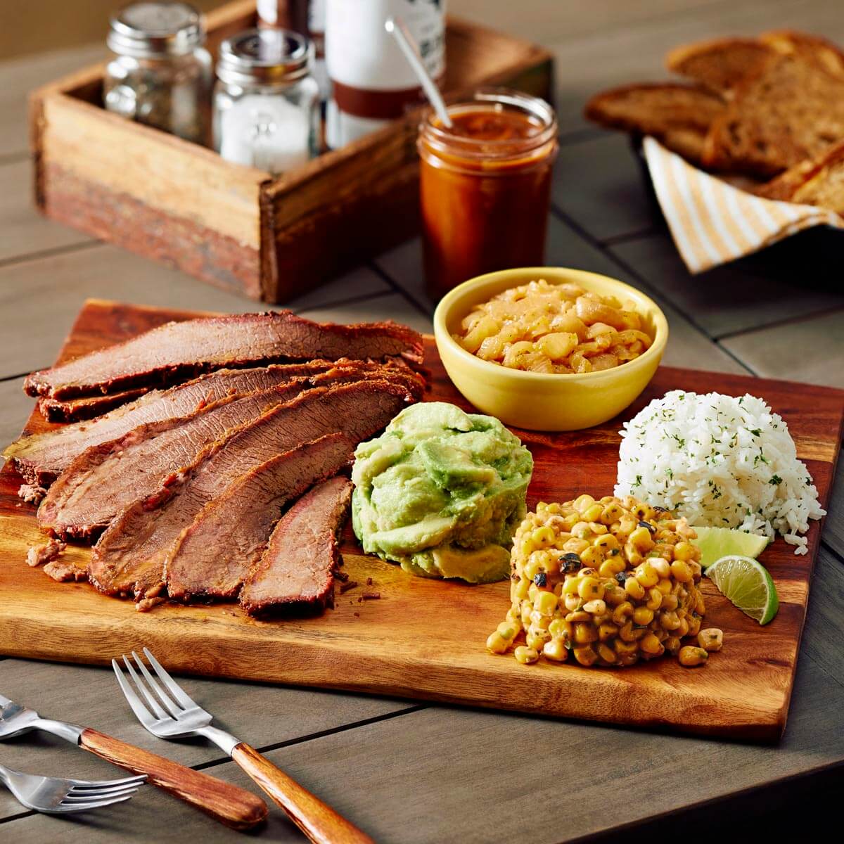 Brisket Board with Cheesy Corn and Caramelized-Style Onions | Simplot Foods