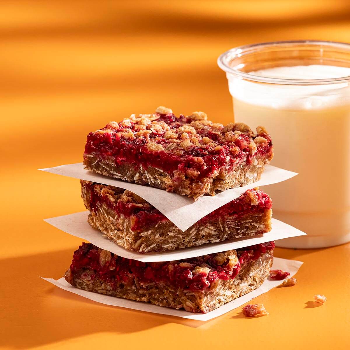 Raspberry Crumble Oat Squares | Simplot Food - USA