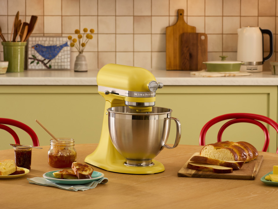 MIXER 4.7L BUTTER - ARTISAN | KitchenAid IE