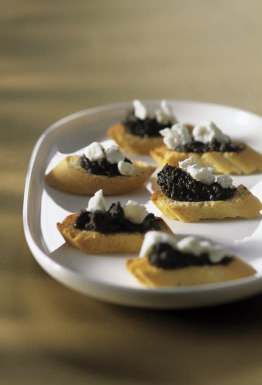 Black olive tapenade crostini recipe