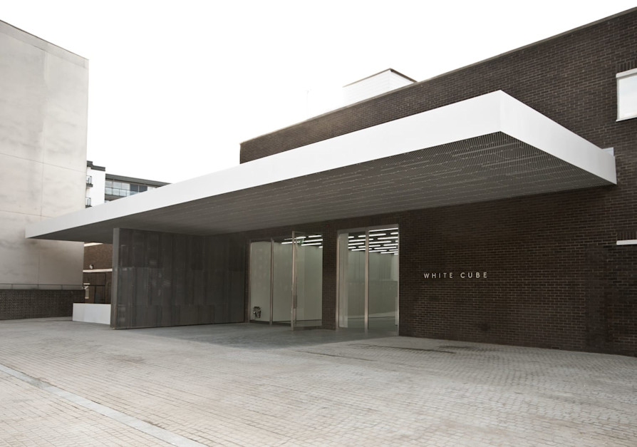 At London Bridge | White Cube Bermondsey