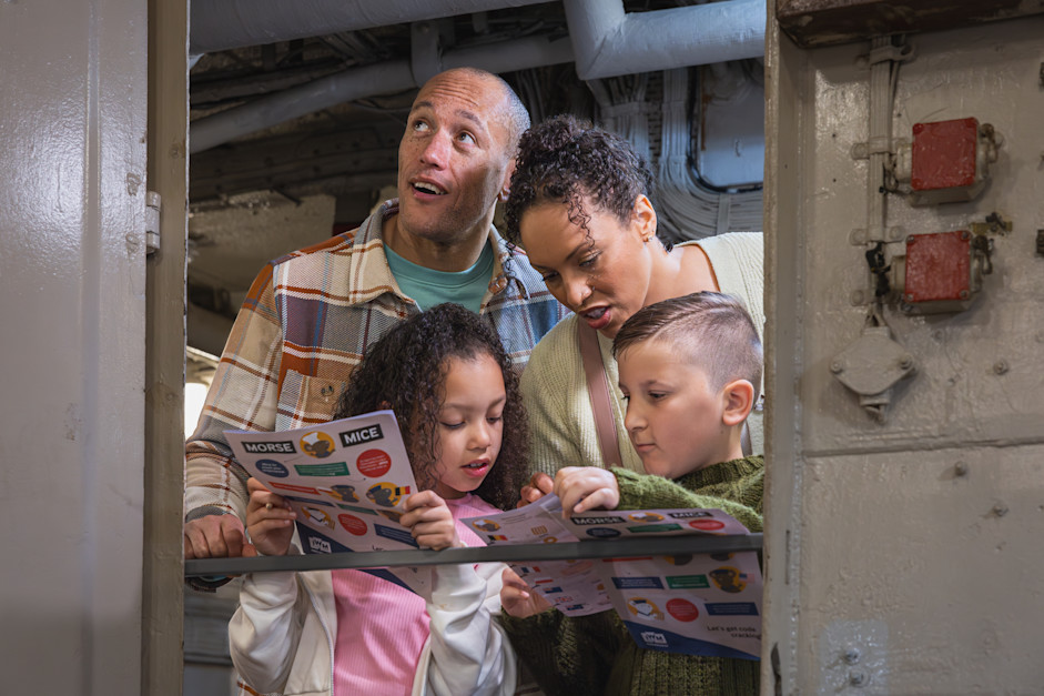 At London Bridge | Life at Sea: Gingerbread Sailors at HMS Belfast