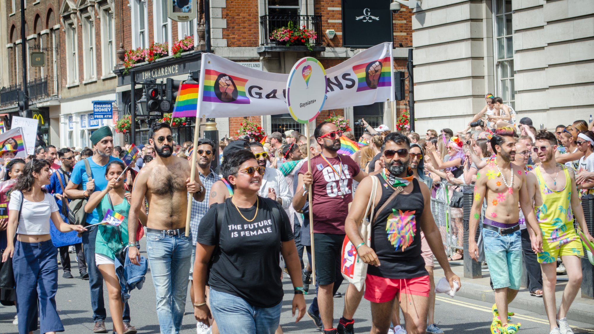 Parade groups without floats guidance | Pride in London