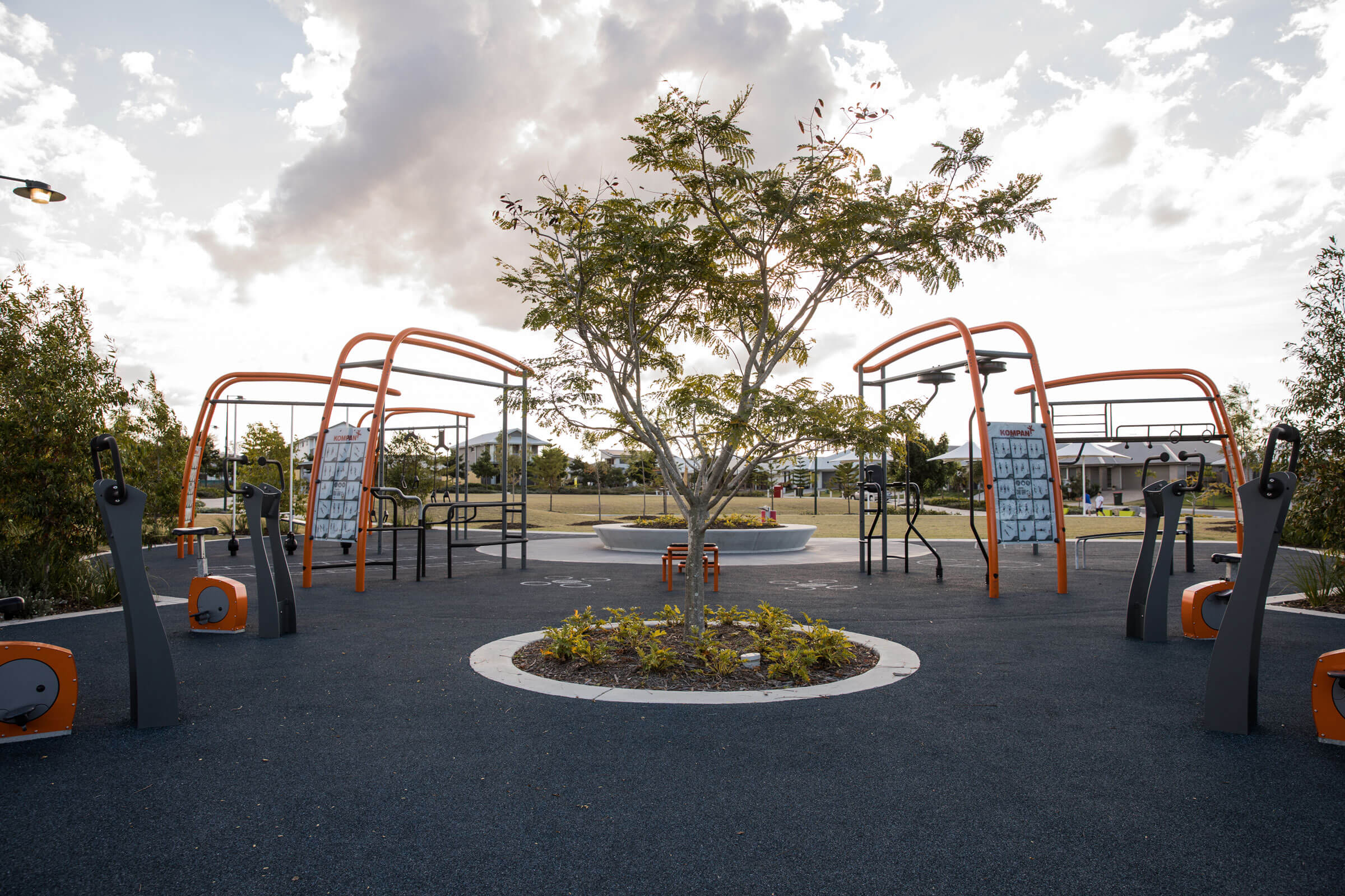 KOMPAN | Capestone Outdoor Gym in Queensland, Australia