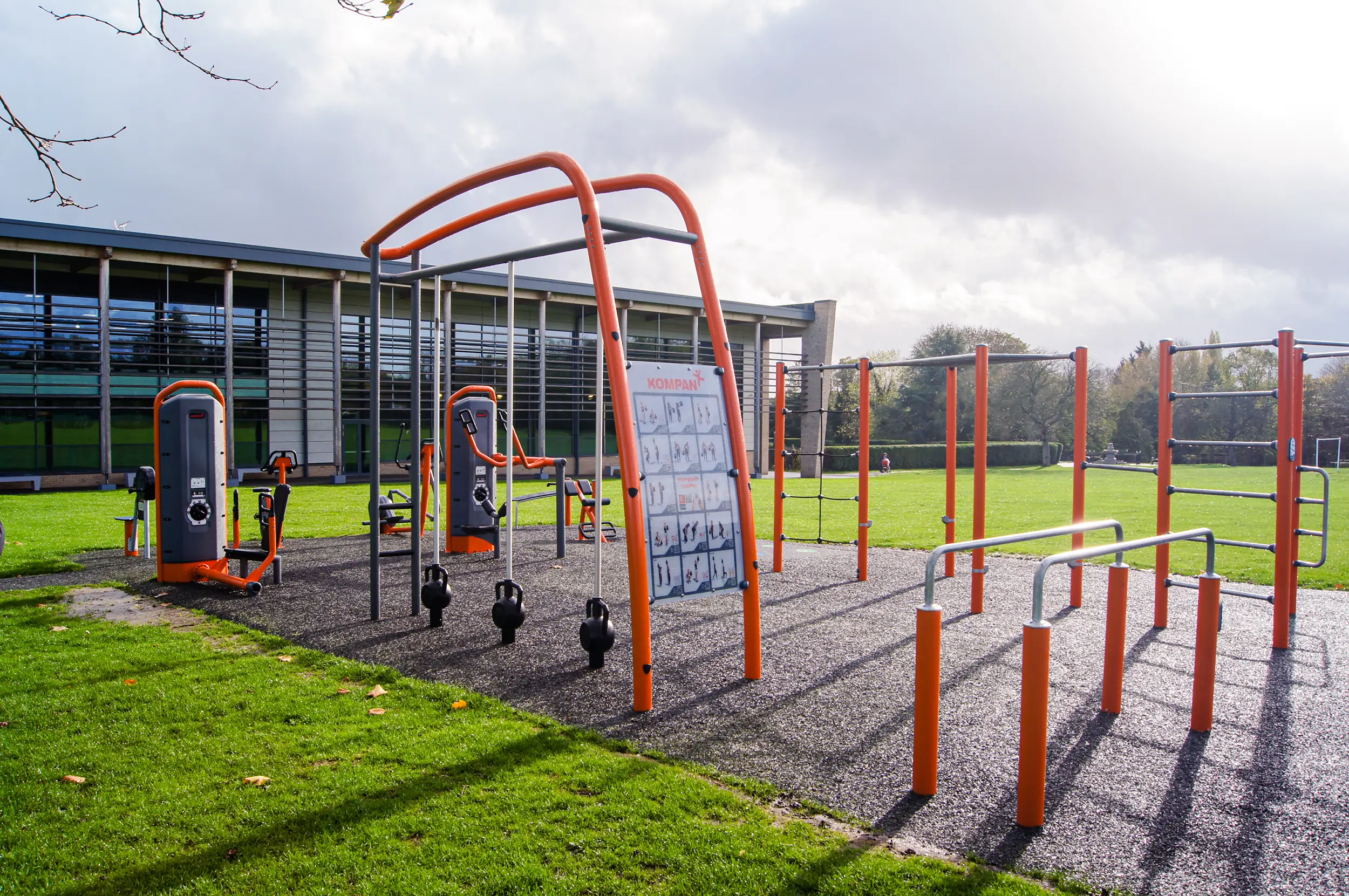 Outdoor Gym - Barnet - KOMPAN