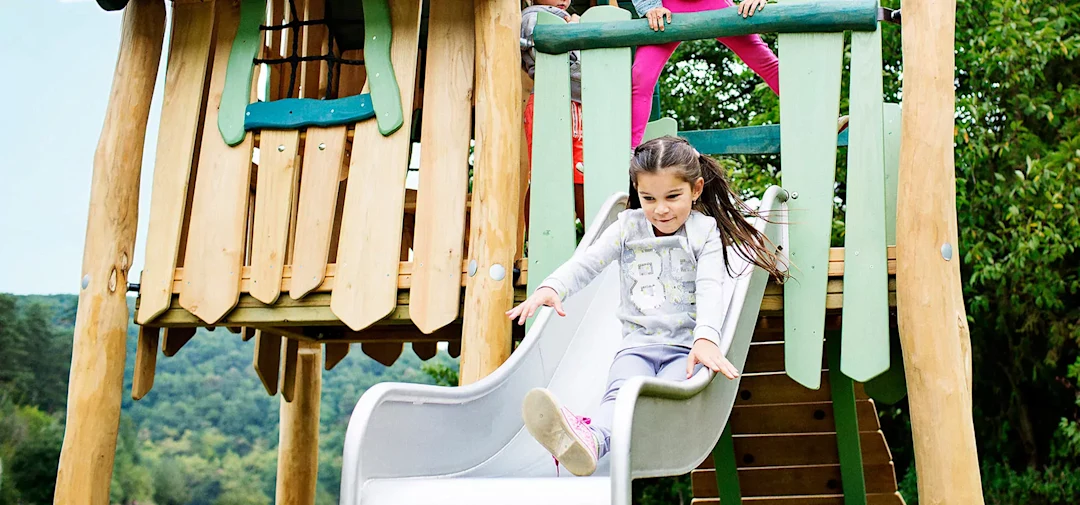 KOMPAN Robinia Play Systems for all ages