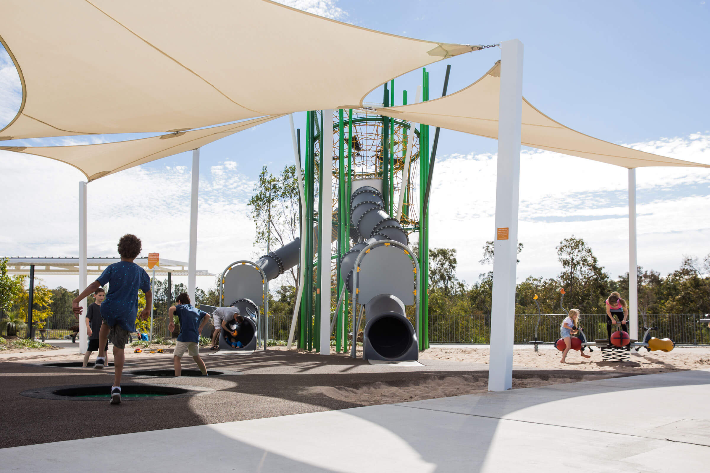KOMPAN | Buxton park play and fitness area | Australia