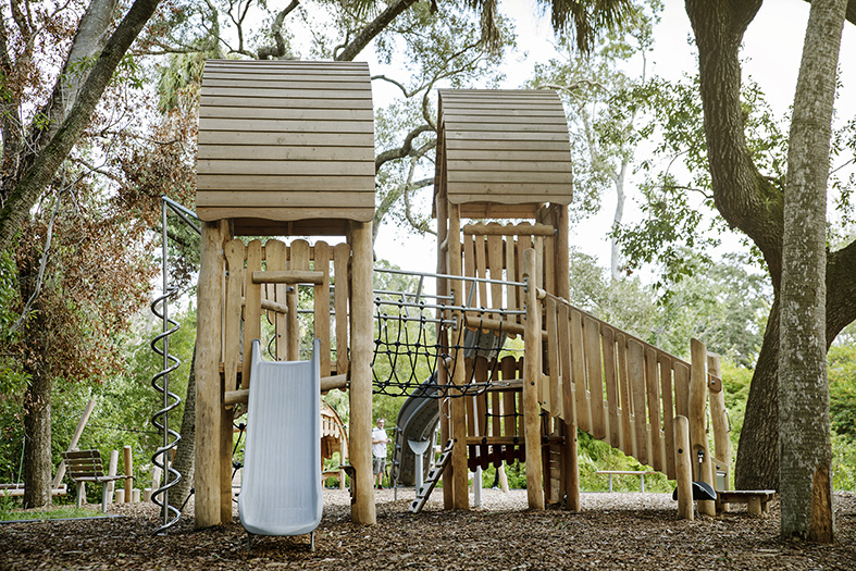 Playground in Boyd Hill Nature Preserve in Florida | KOMPAN