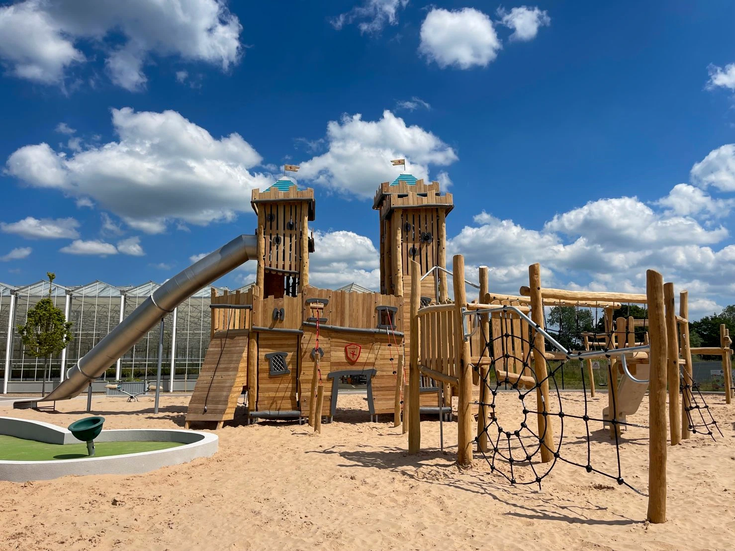 The Arium, Leeds | Outdoor Playground | KOMPAN UK