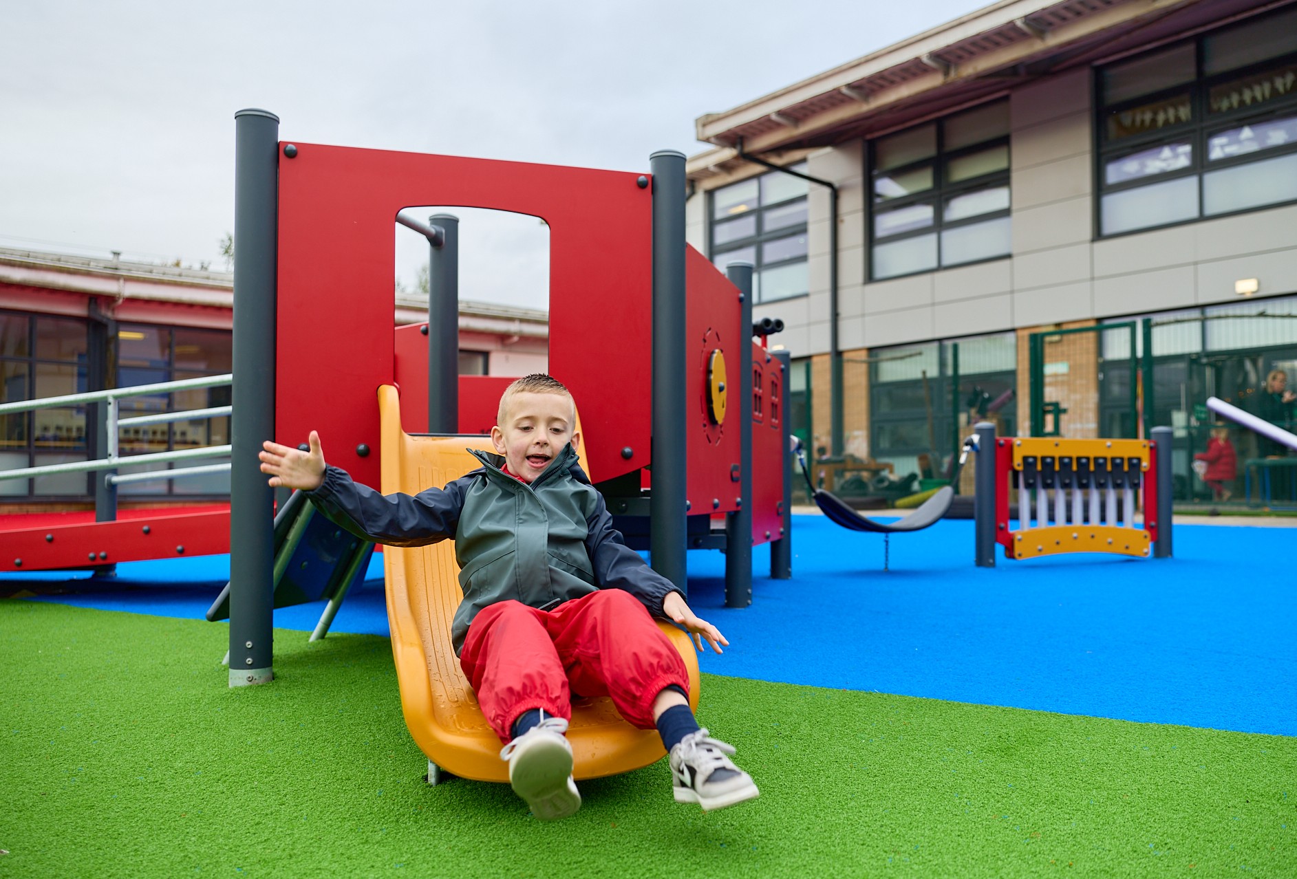 Broomlea Primary School - KOMPAN