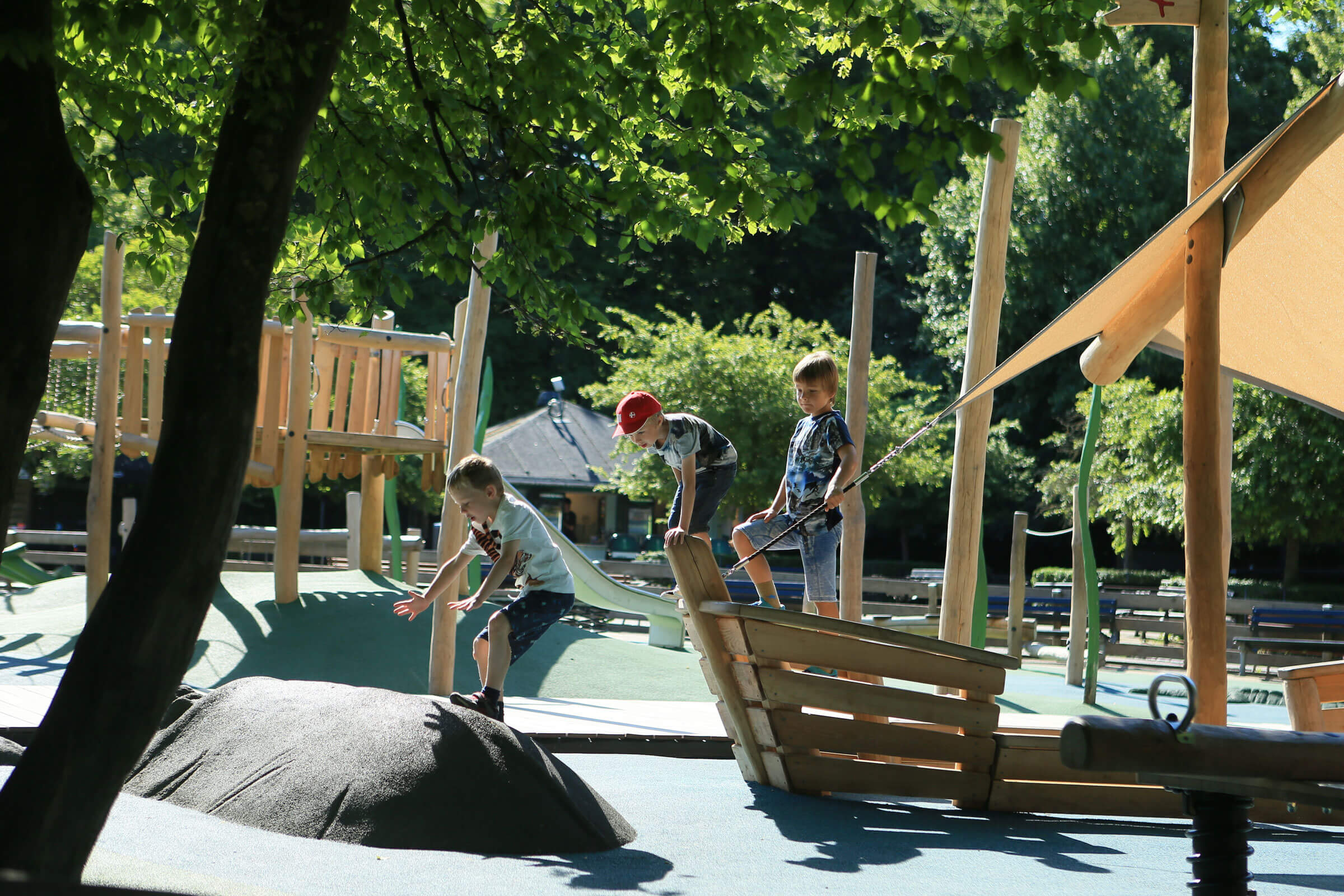 KOMPAN | Copenhagen Zoo playground | Denmark