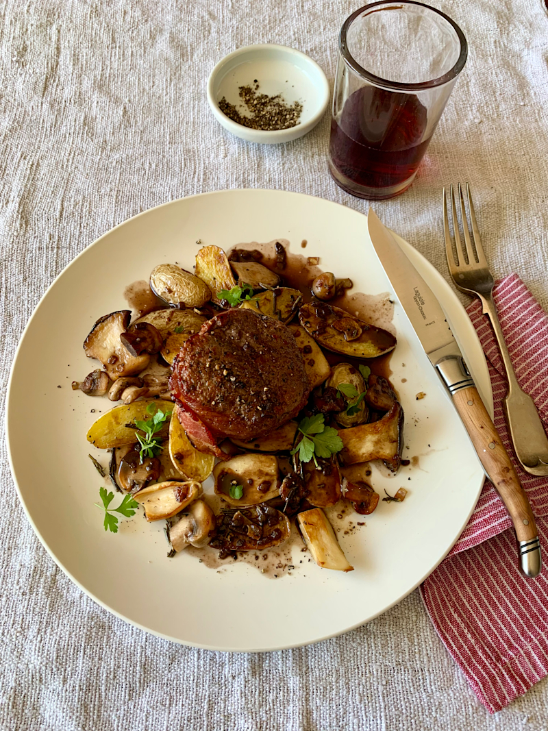 Bacon Wrapped Beef Medallions with Red Wine Pan Jus, Sautéed Mushrooms ...