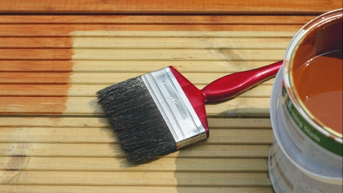 Hout beitsen als een professional | Stappenplan | brico.be