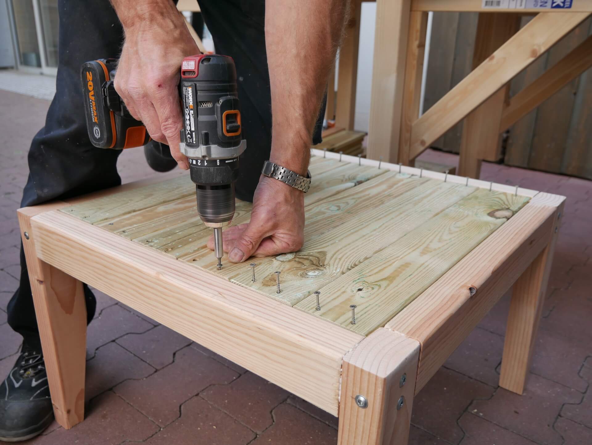 Maak zelf een modulaire tuinbank | Praxis