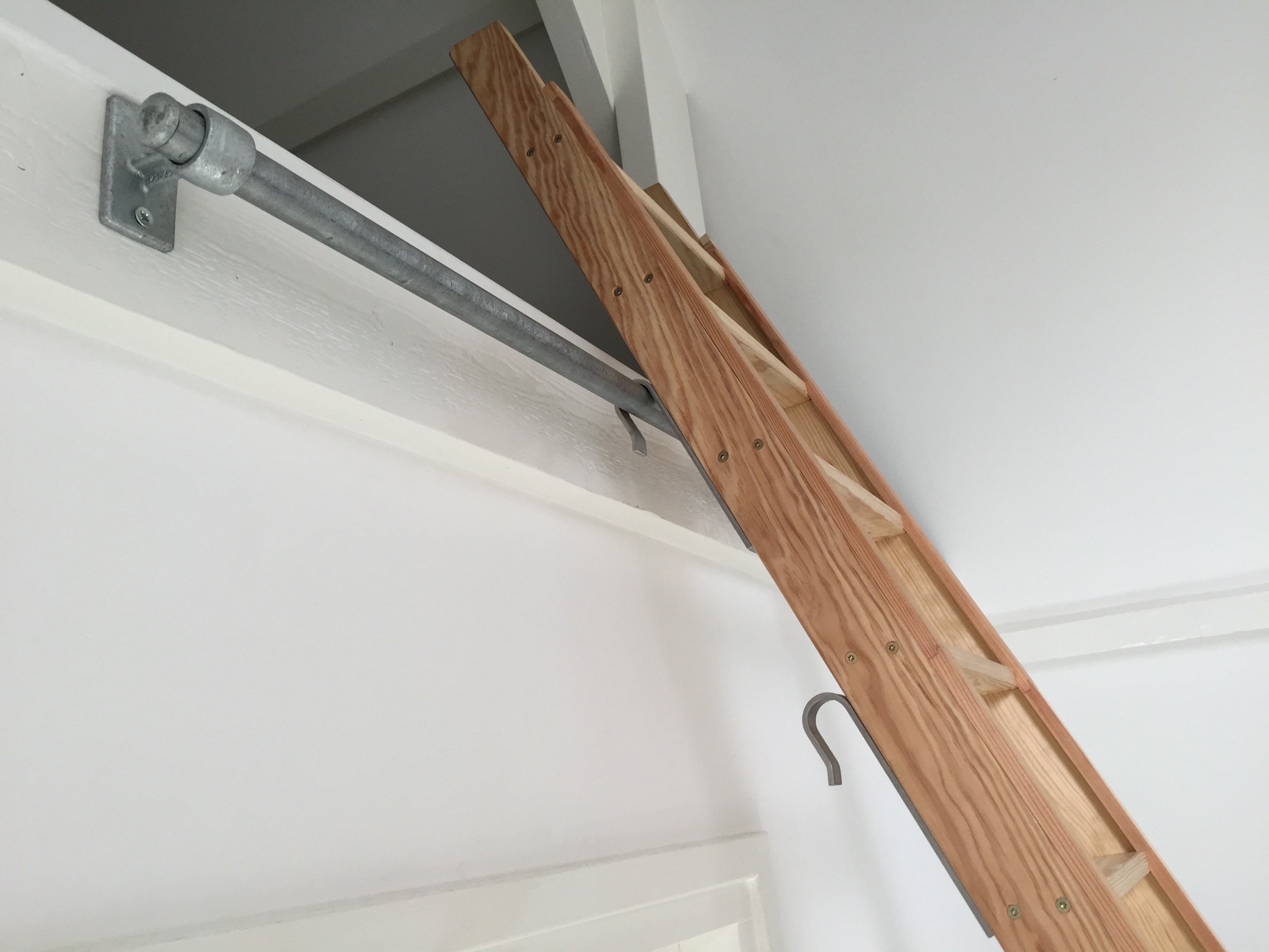 Zoldertrap Plaatsen? Zo doe je dat | Stap voor Stap | Brico.be