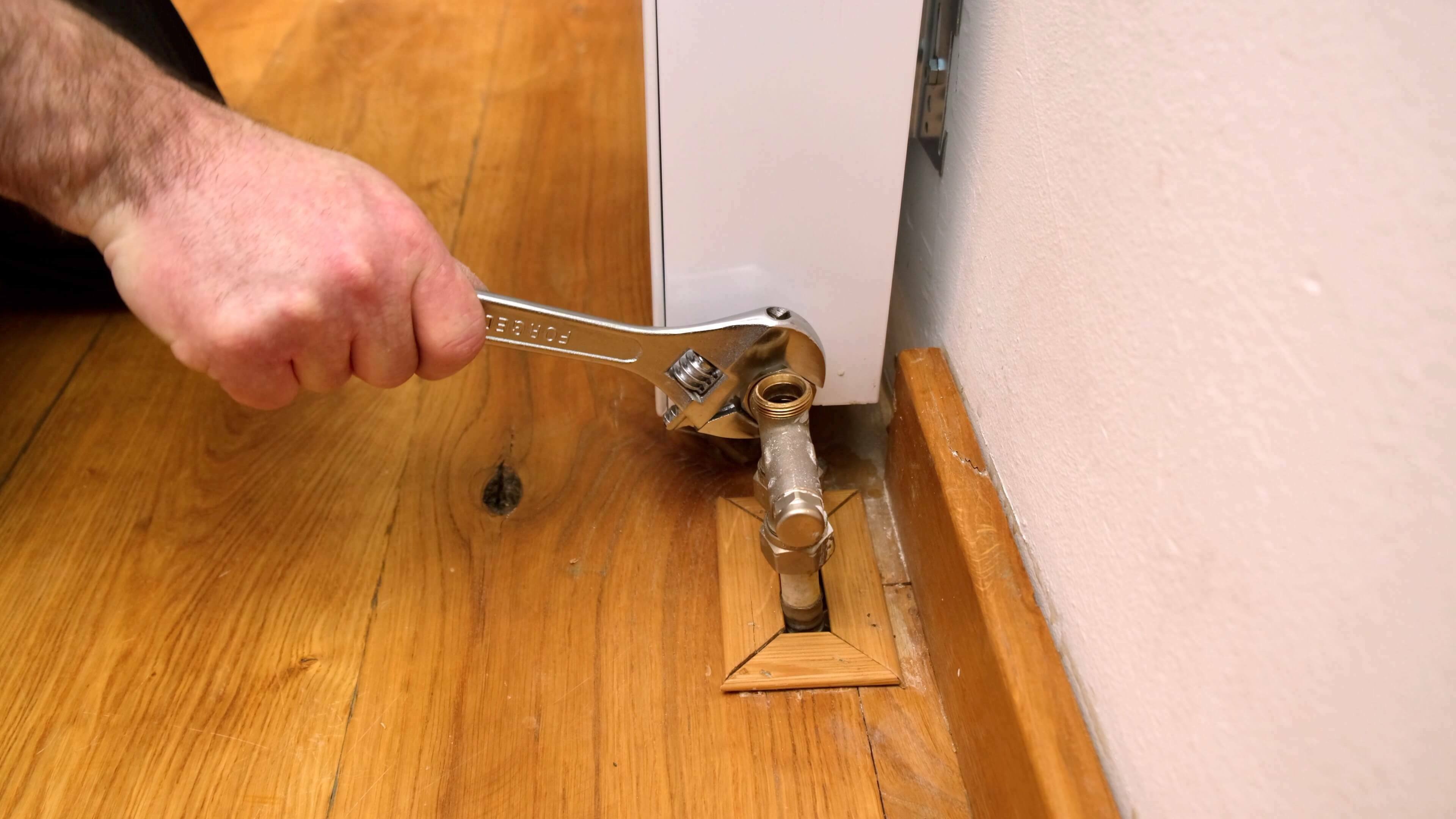 Radiator vervangen: Zo vervang je je radiator | Praxis
