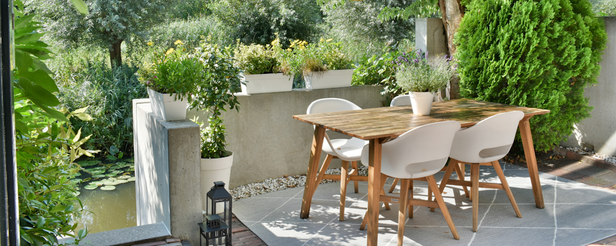 Klein terras, groot genot: pimp je stadstuin! | Brico.be.