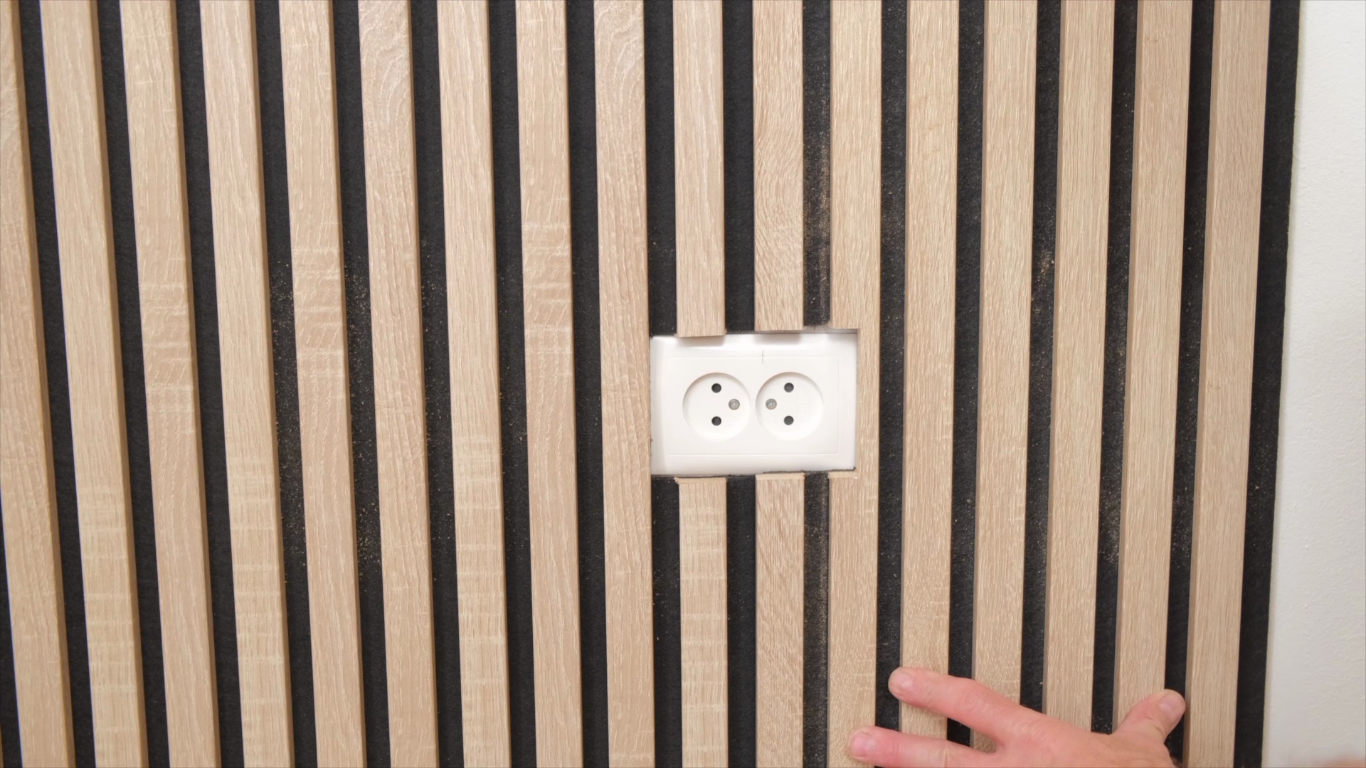 Lattenwand maken met houtjes latjes - Praxis