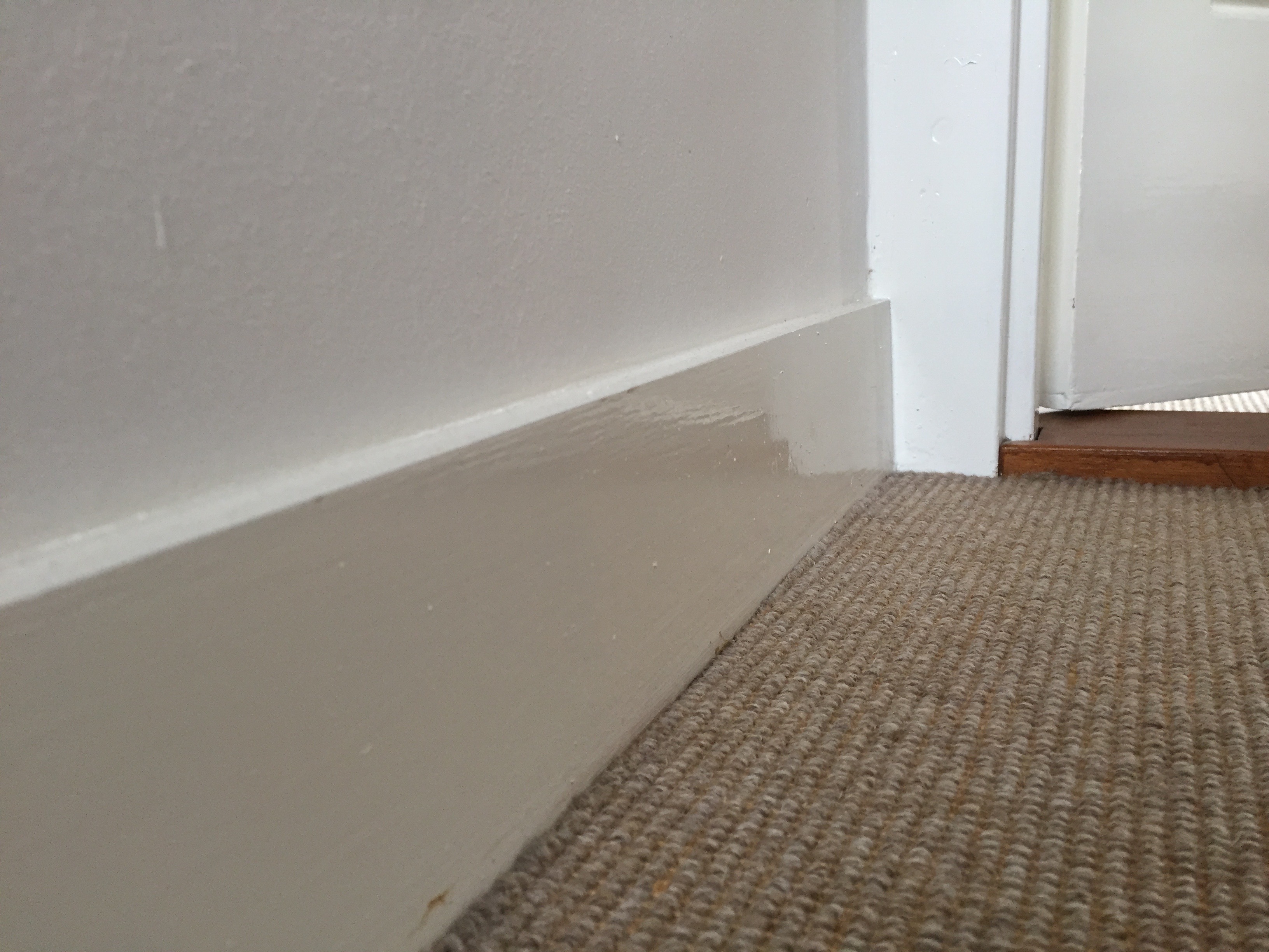 Plinten Plaatsen | Stap voor stap uitgelegd | Brico.be