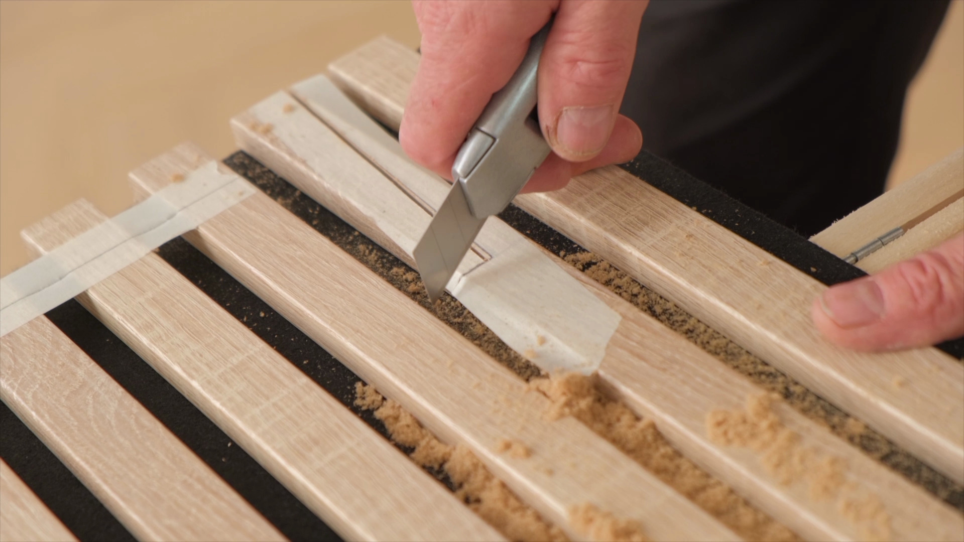 Lattenwand maken met houtjes latjes - Praxis