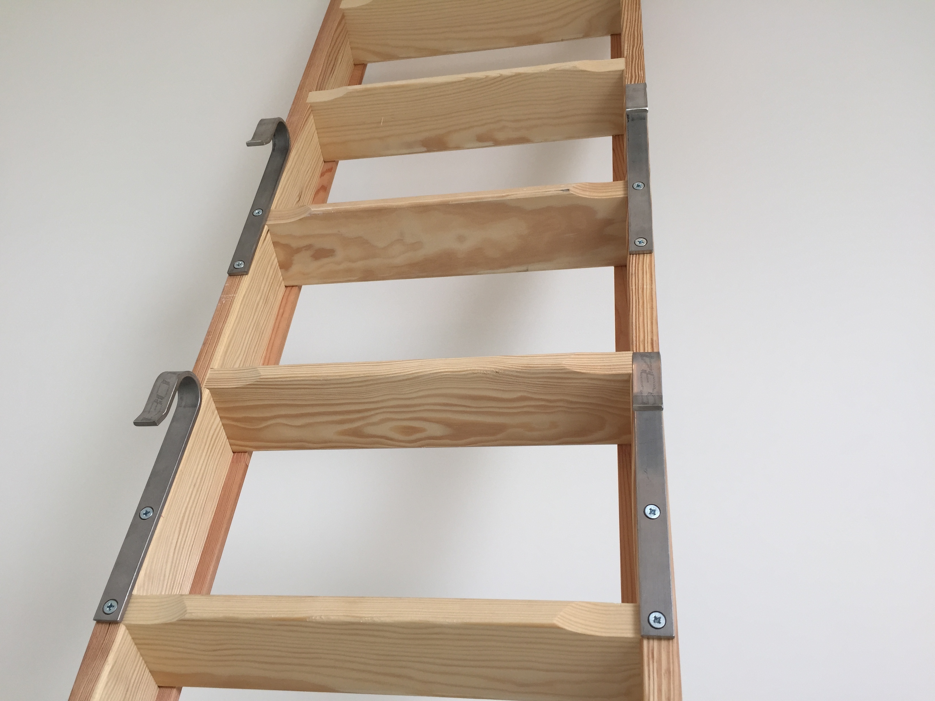 Zoldertrap Plaatsen? Zo doe je dat | Stap voor Stap | Brico.be