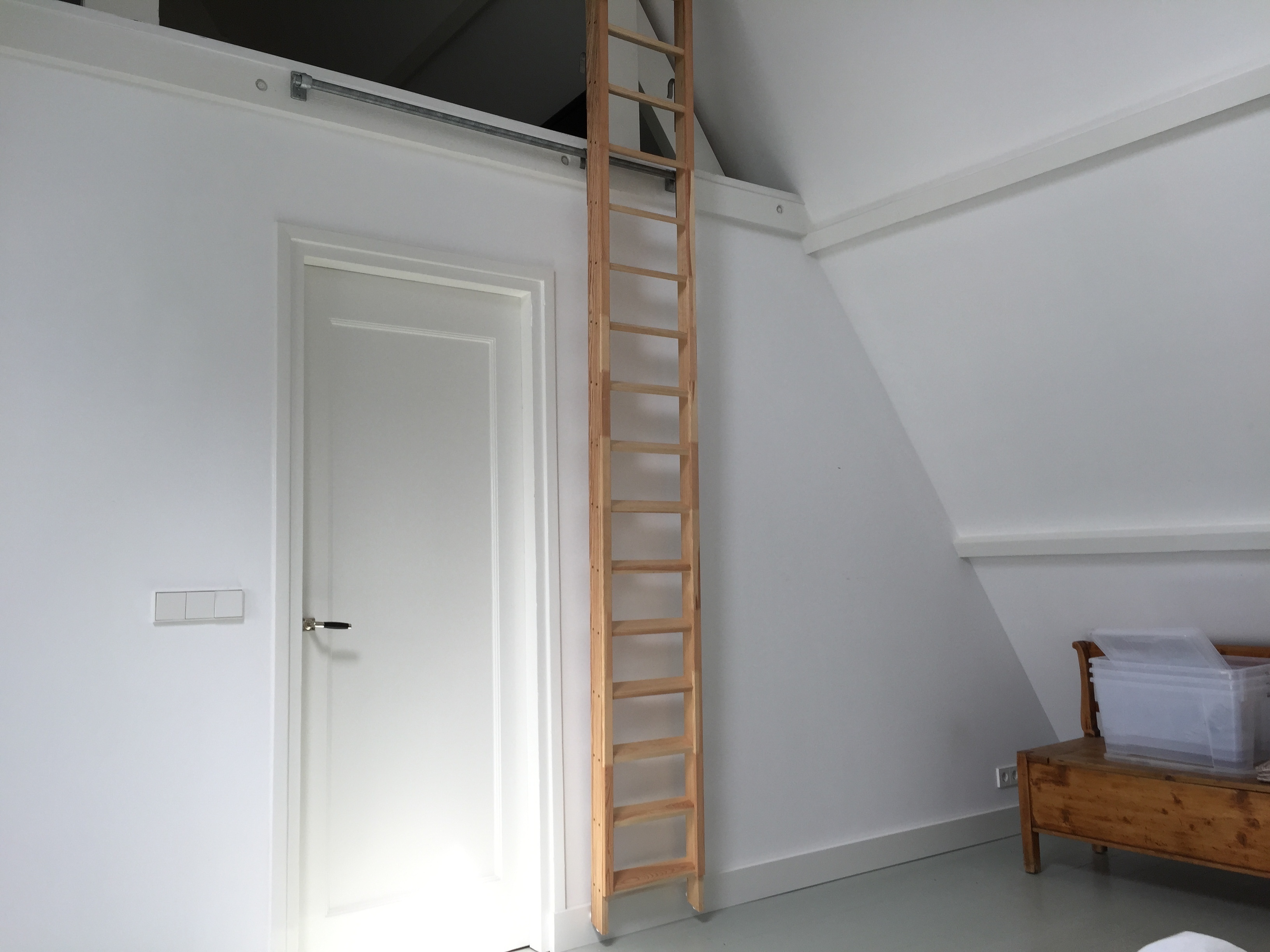 Zoldertrap Plaatsen? Zo doe je dat | Stap voor Stap | Brico.be