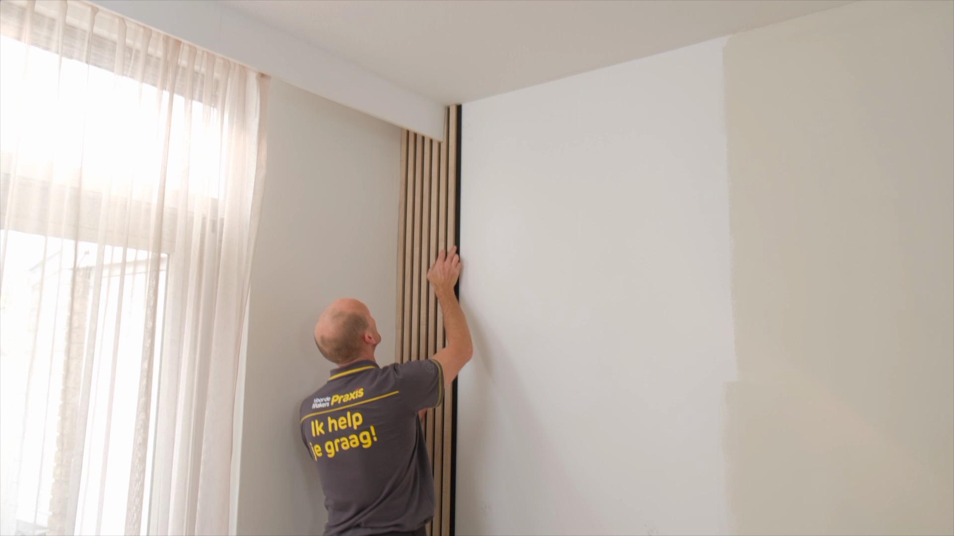 Lattenwand maken met houtjes latjes - Praxis