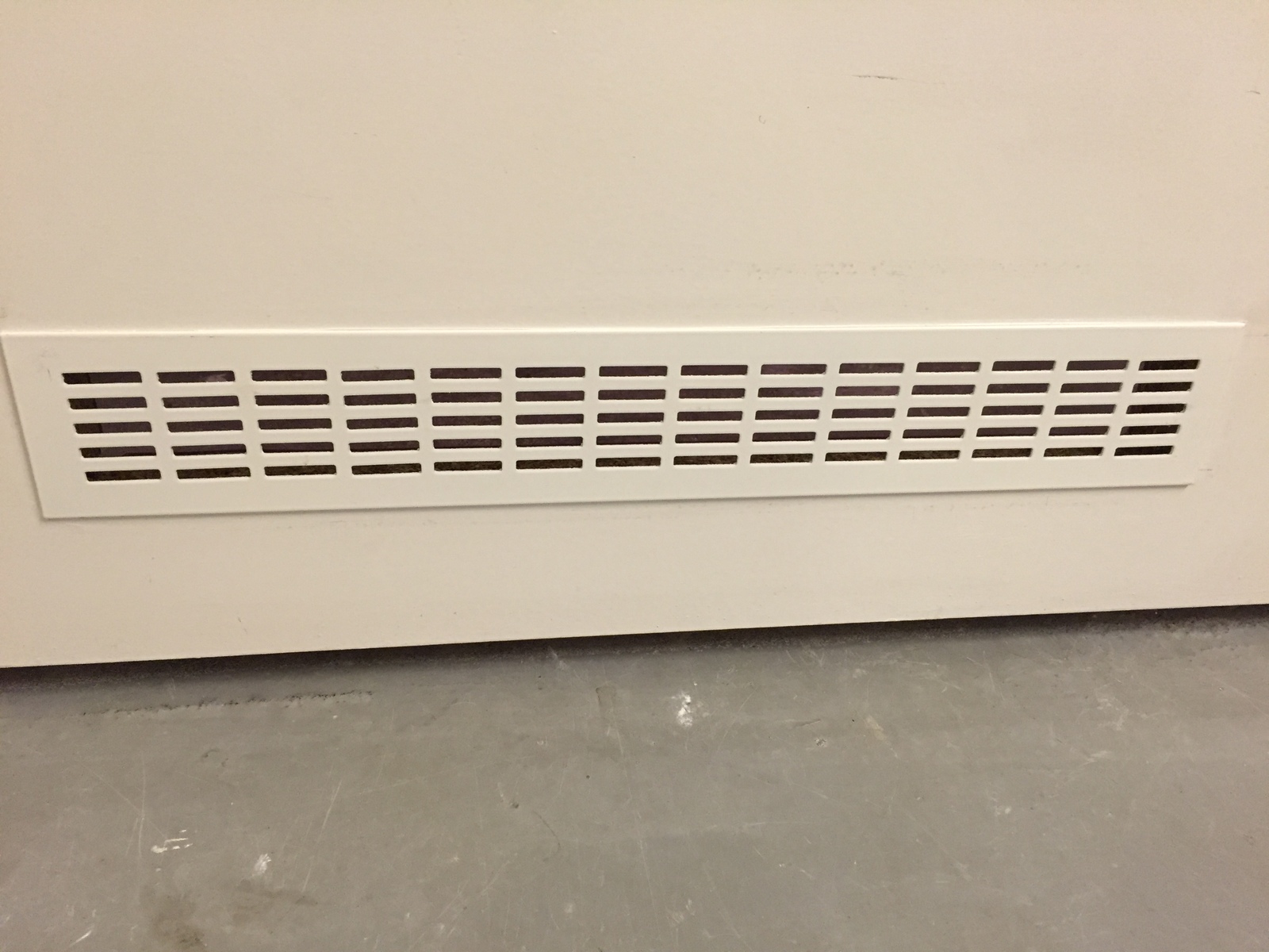 Ventilatierooster in de deur maken | Stappenplan | brico.be