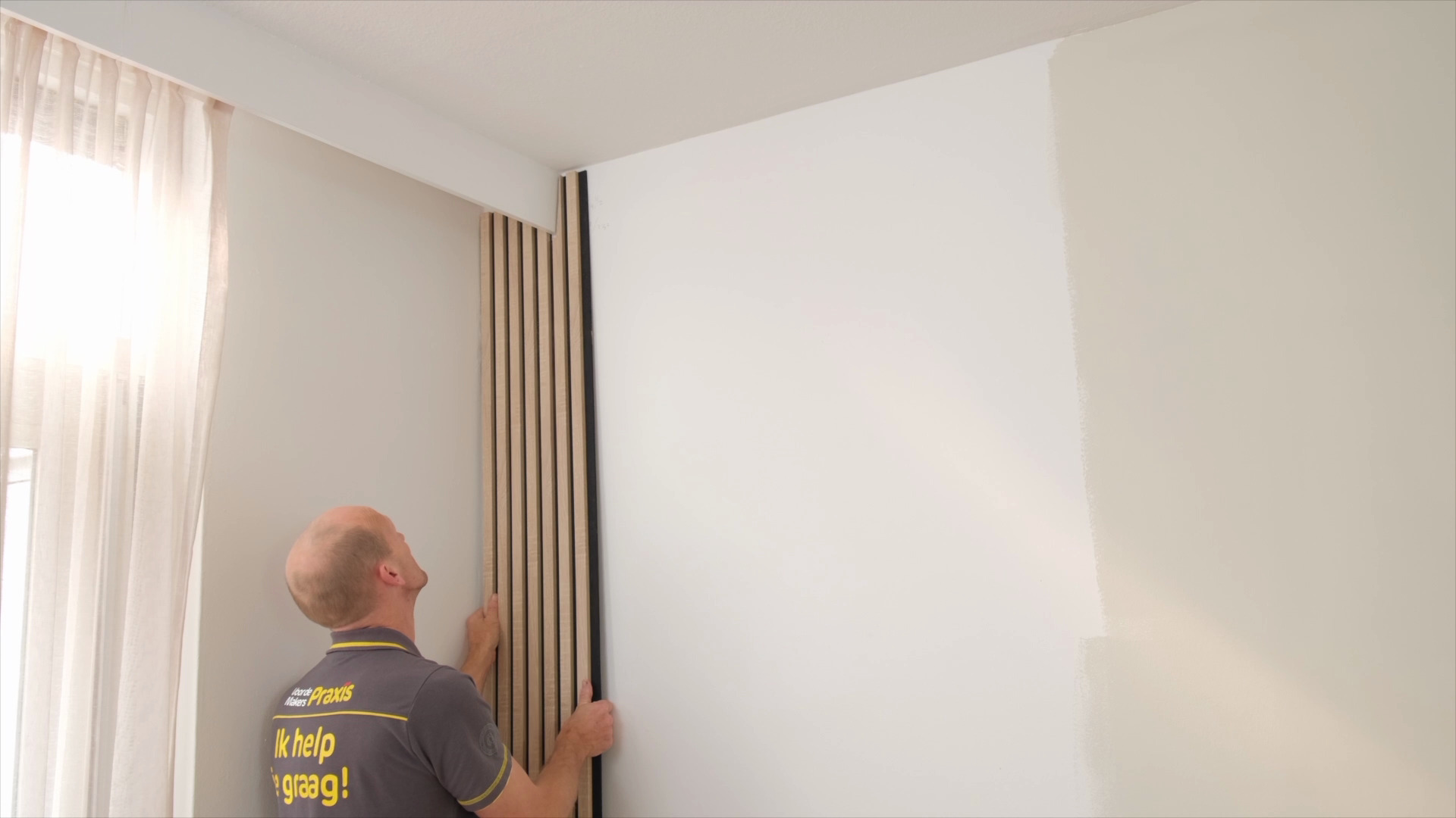 Lattenwand maken met houtjes latjes - Praxis