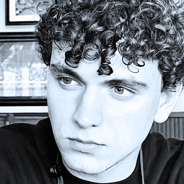 Rise | Enzo Ribeiro Visintin