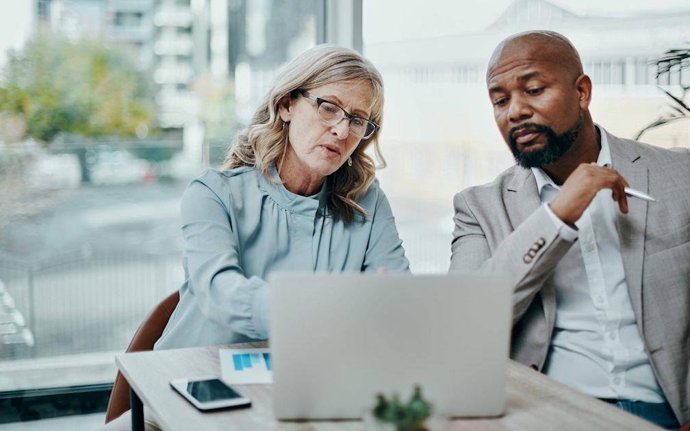 When Is a PEO Right for Your Business? - Bennie