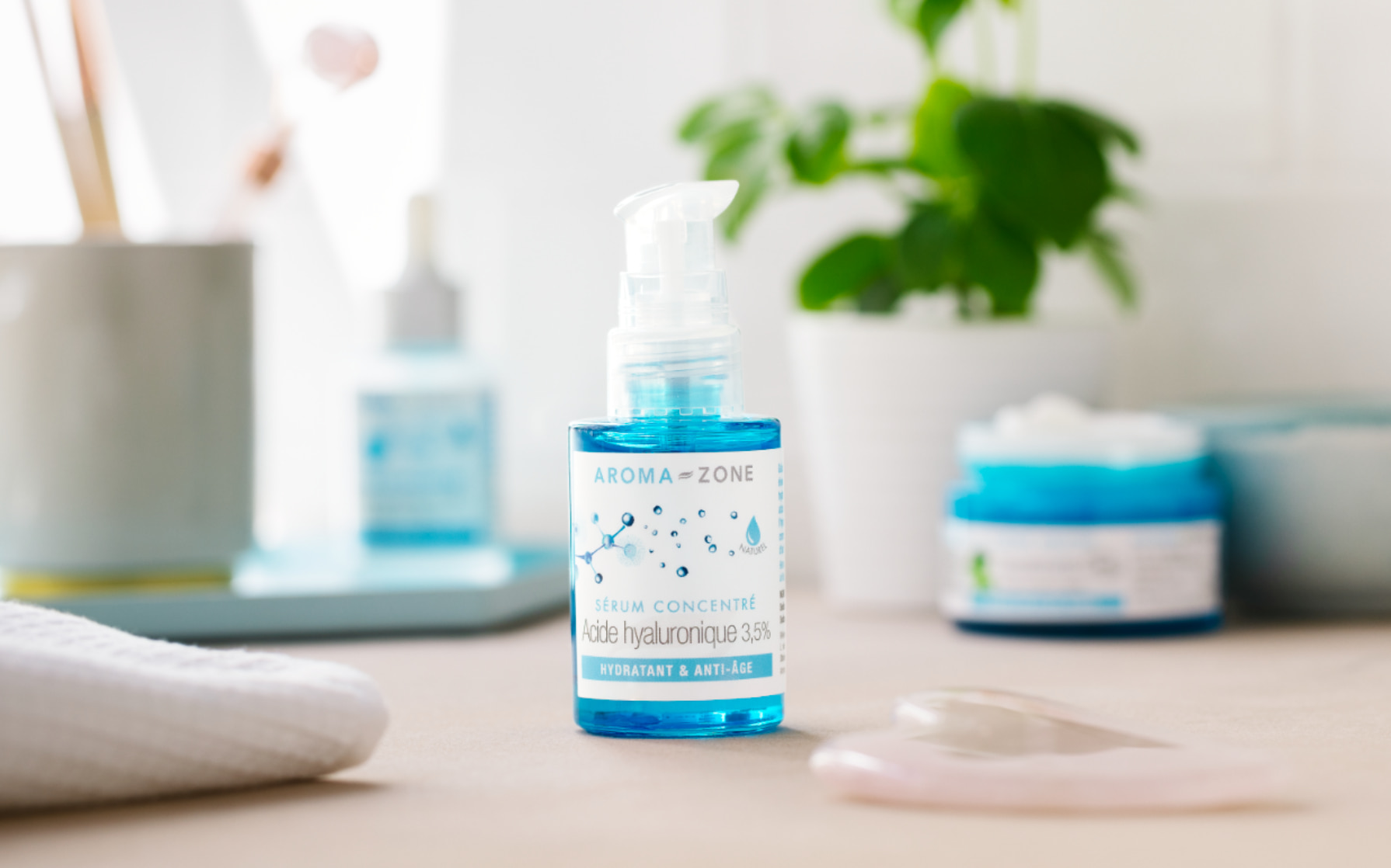 Acide hyaluronique sur le visage : tous nos conseils - Aroma-Zone